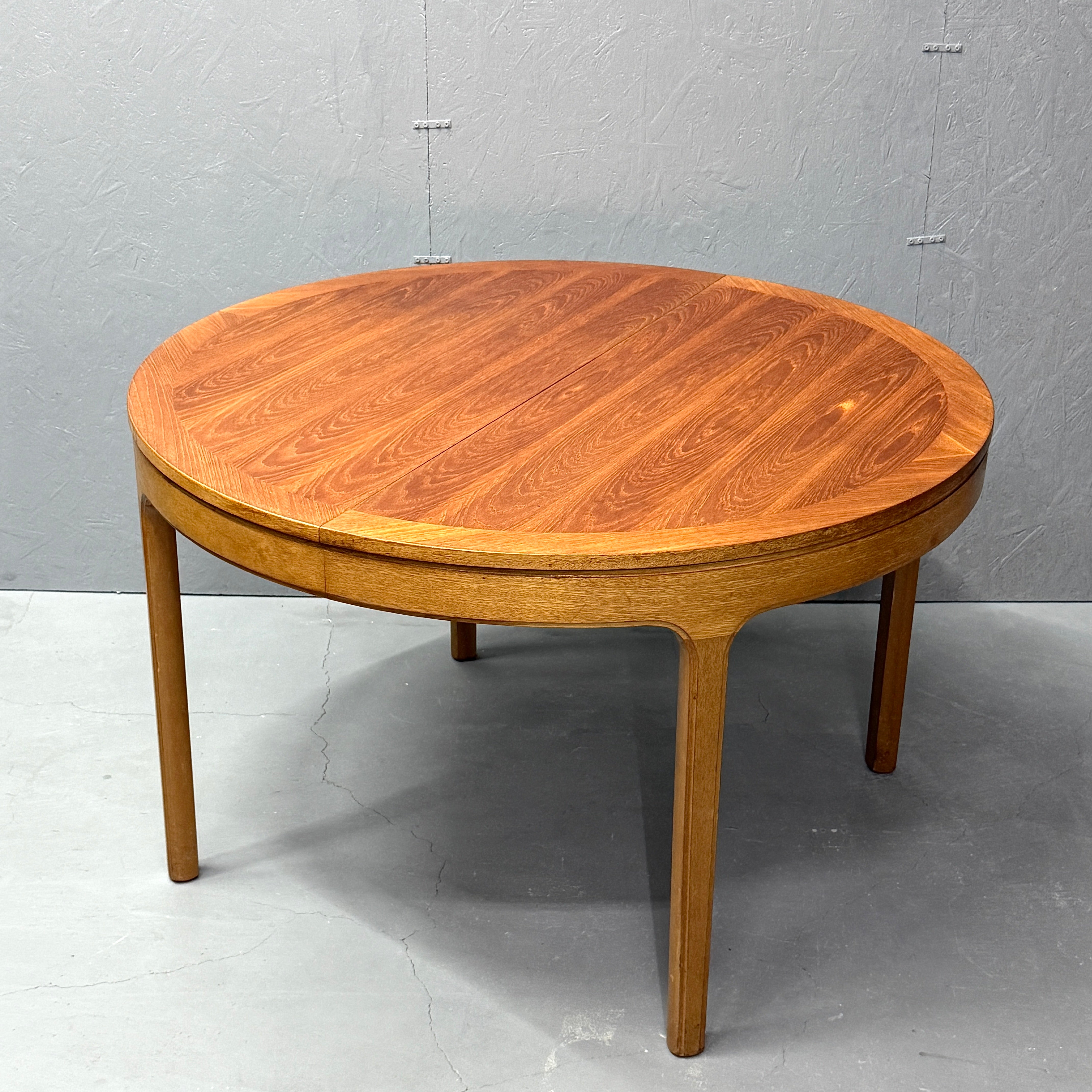Nathan(ネイサン) / EXTENSION ROUND TABLE エクステンション ラウンドテーブル (401) – NONOR FURNITURE