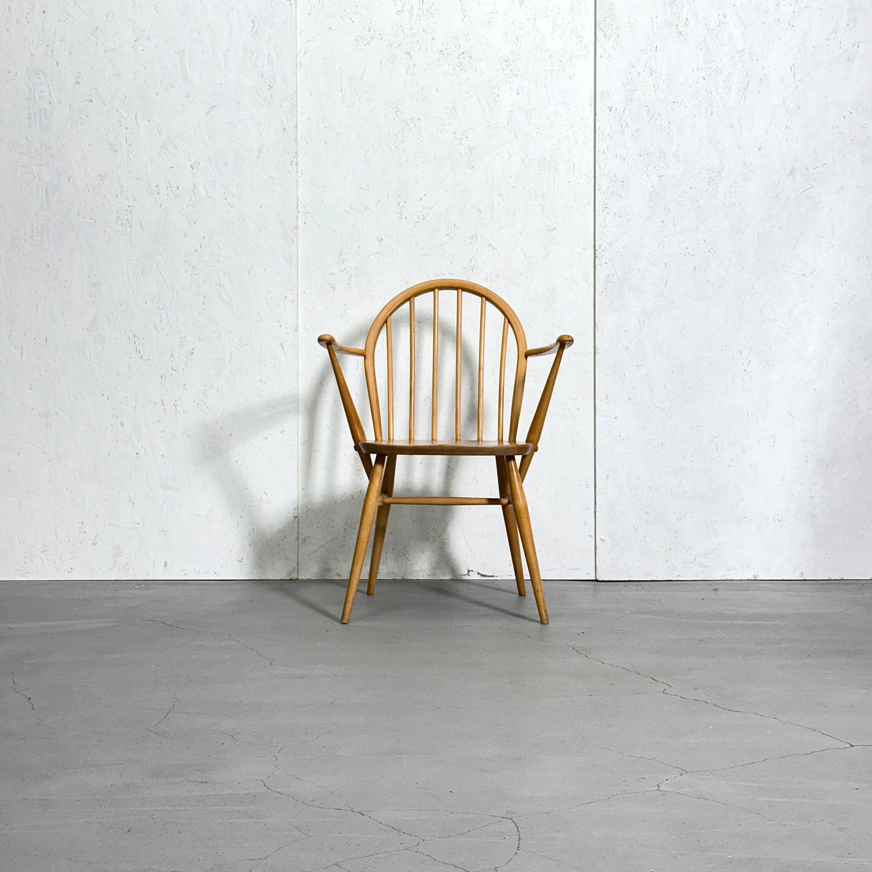 ERCOL(アーコール) / HOOP BACK ARM CHAIR フープバック アームチェア (301) – NONOR FURNITURE